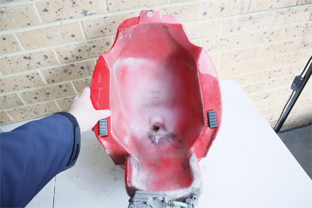 GTS Auctions - Yamaha SZR660 Petrol Tank 1999 - G100